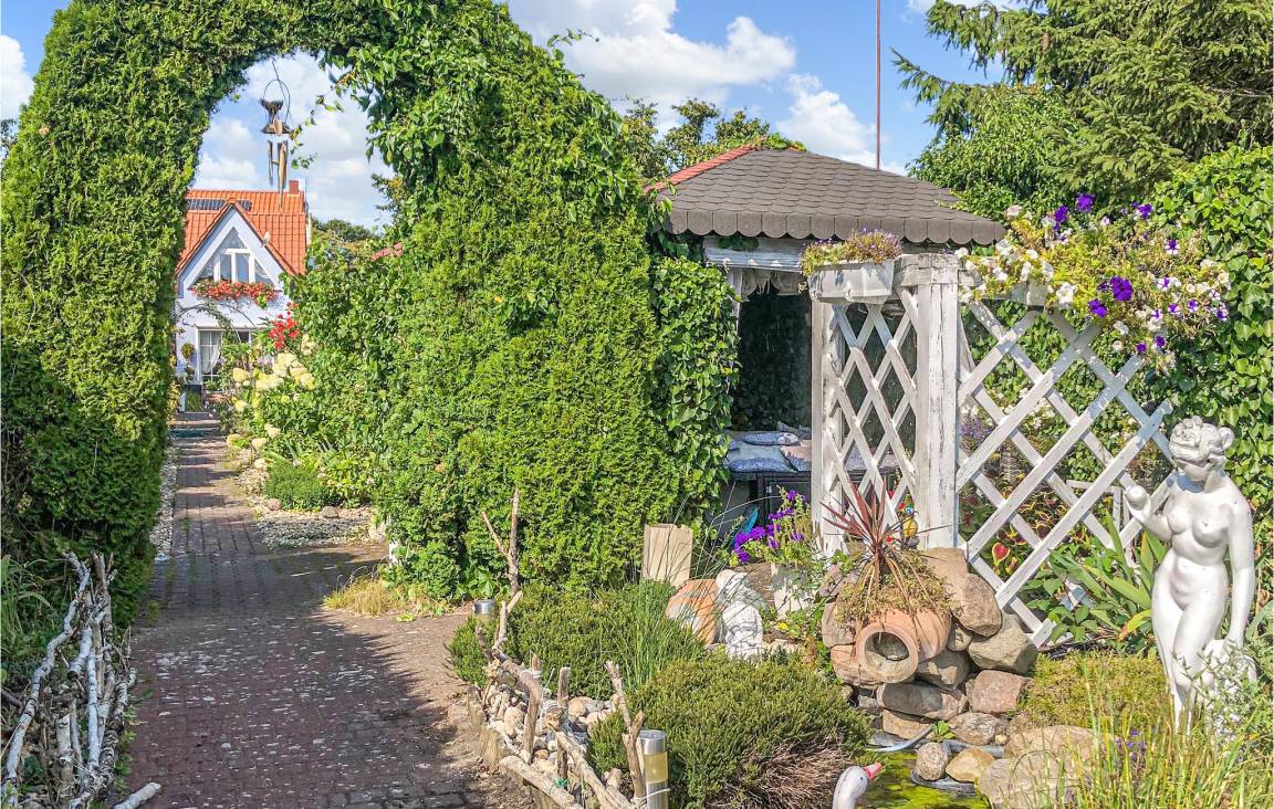 80 M² Ferienhaus ∙ 1 Schlafzimmer ∙ 4 Gäste - Altwarp