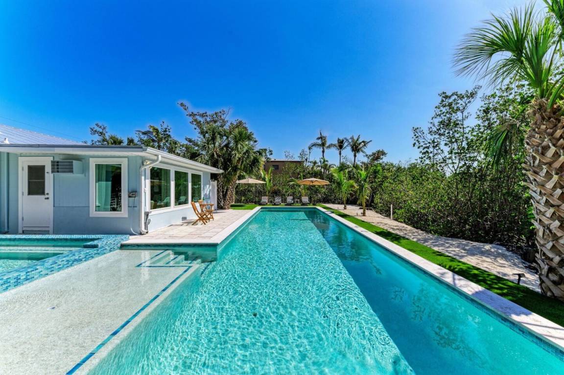 House ∙ 3 Bedrooms ∙ 8 Guests - Anna Maria, FL