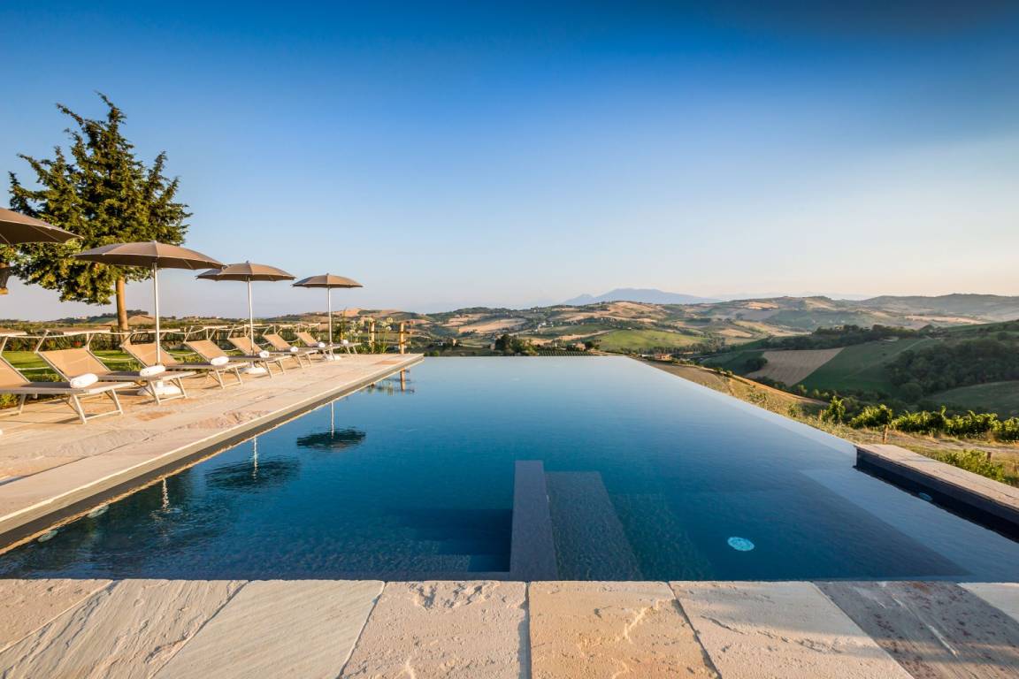 350 M² Villa ∙ 6 Habitaciones ∙ 14 Huéspedes - Moresco