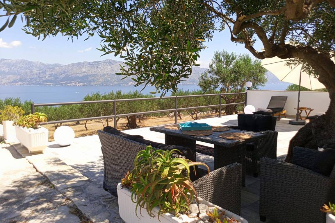 49 M² Ferienhaus ∙ 2 Schlafzimmer ∙ 4 Gäste - Postira