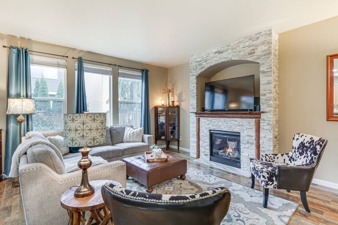 154 M² House ∙ 3 Bedrooms ∙ 6 Guests - Hillsboro, OR