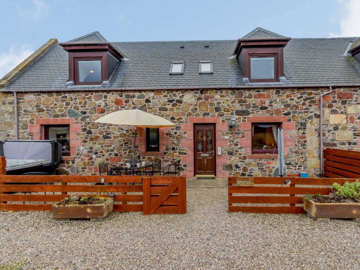 Cottage ∙ 2 Bedrooms ∙ 4 Guests - Perth
