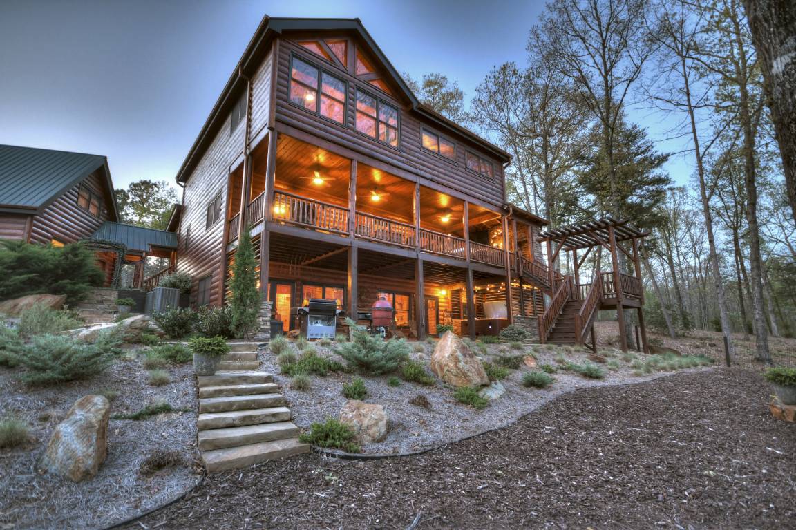 291 M² Cabin ∙ 4 Bedrooms ∙ 10 Guests - Georgia, GA