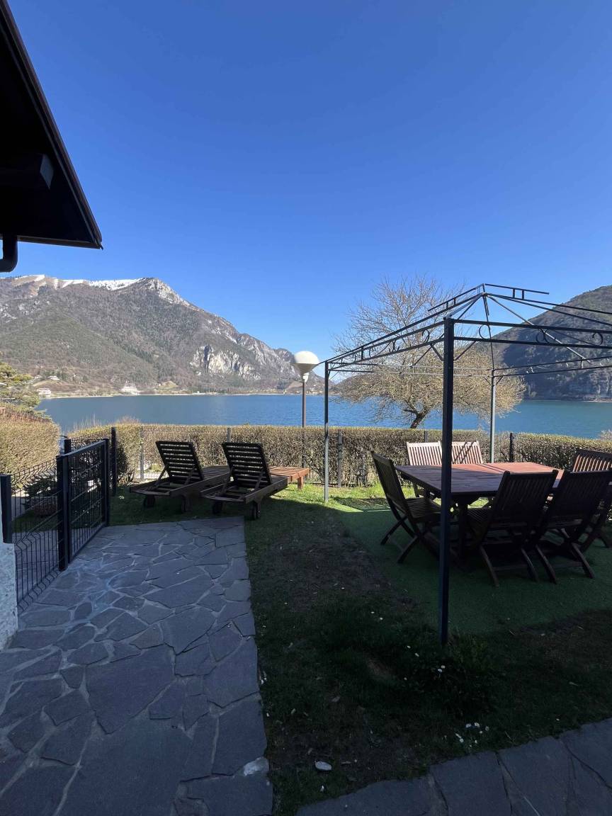 75 M² House ∙ 2 Bedrooms ∙ 5 Guests - Limone Sul Garda
