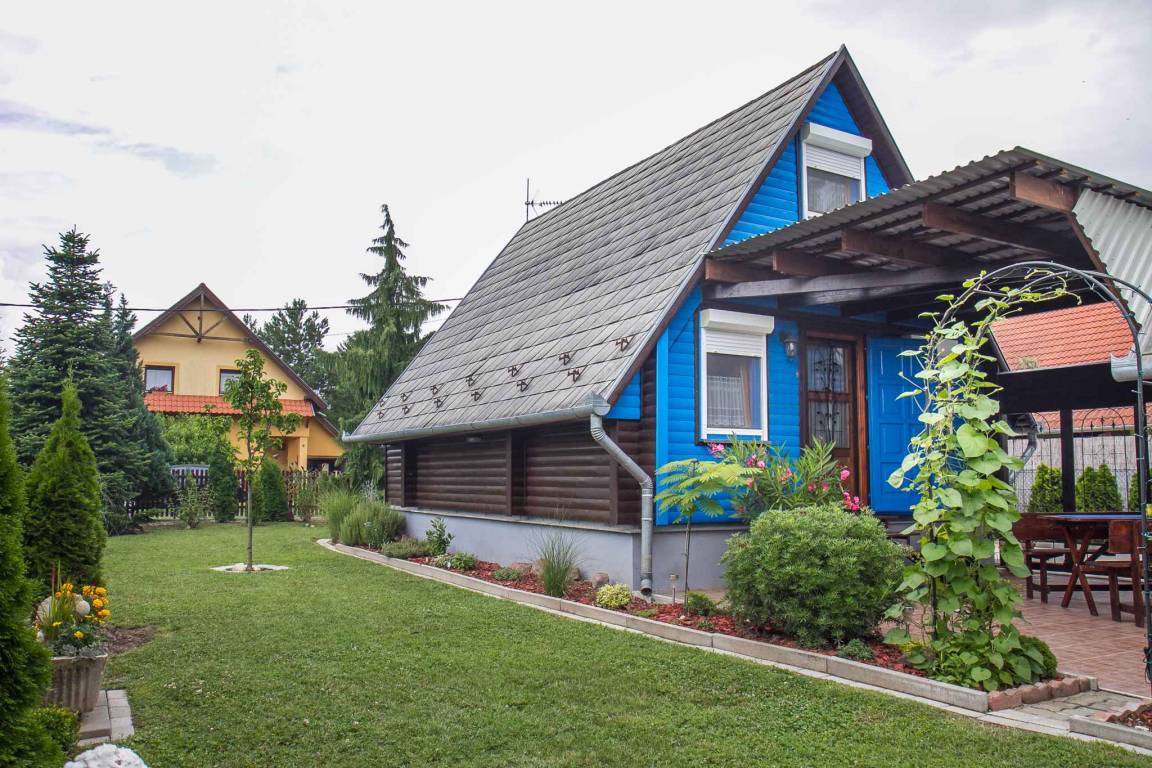 60 M² Ferienhaus ∙ 2 Schlafzimmer ∙ 4 Gäste - Szigliget