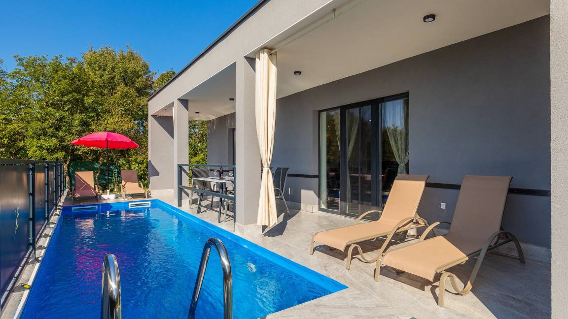 150 M² Villa ∙ 2 Chambres ∙ 4 Personnes - Buzet