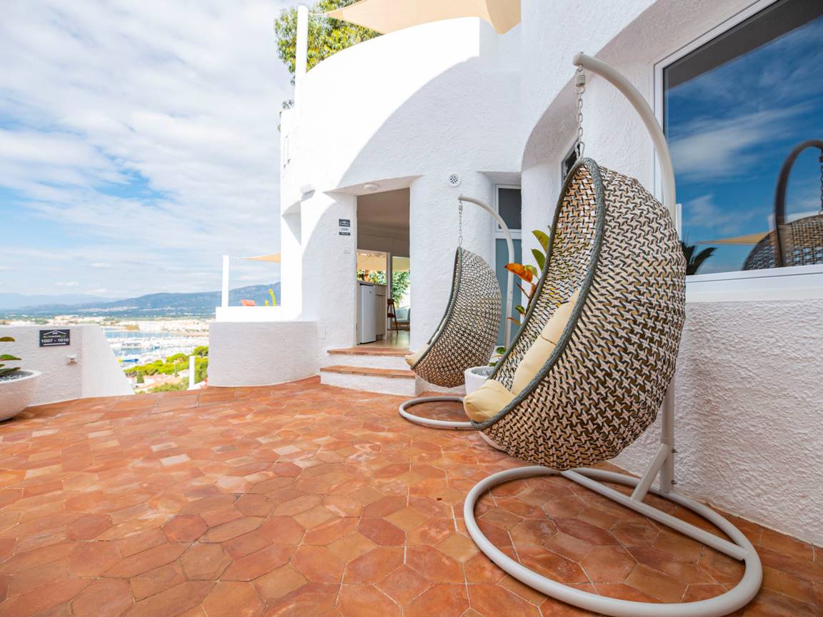 40 M² Studio Flat ∙ 1 Bedroom ∙ 2 Guests - Roses