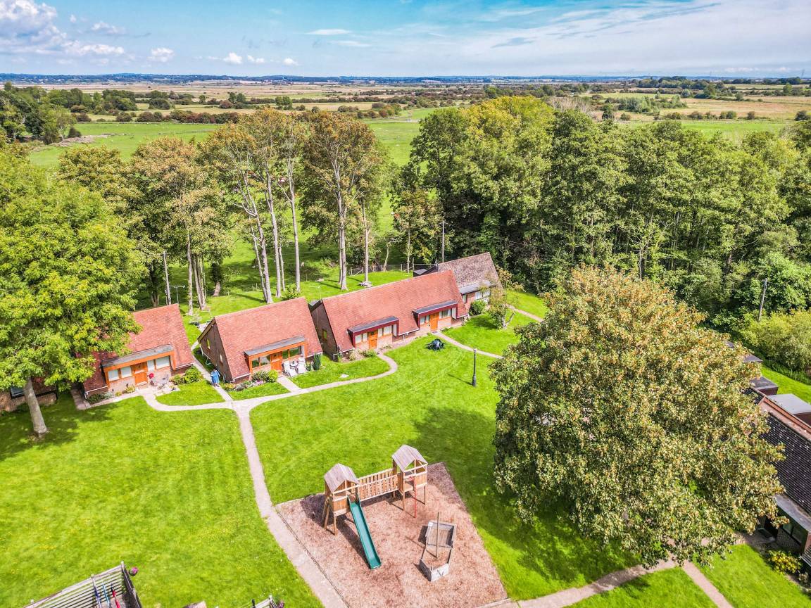 Cottage ∙ 2 Bedrooms ∙ 4 Guests - Kent