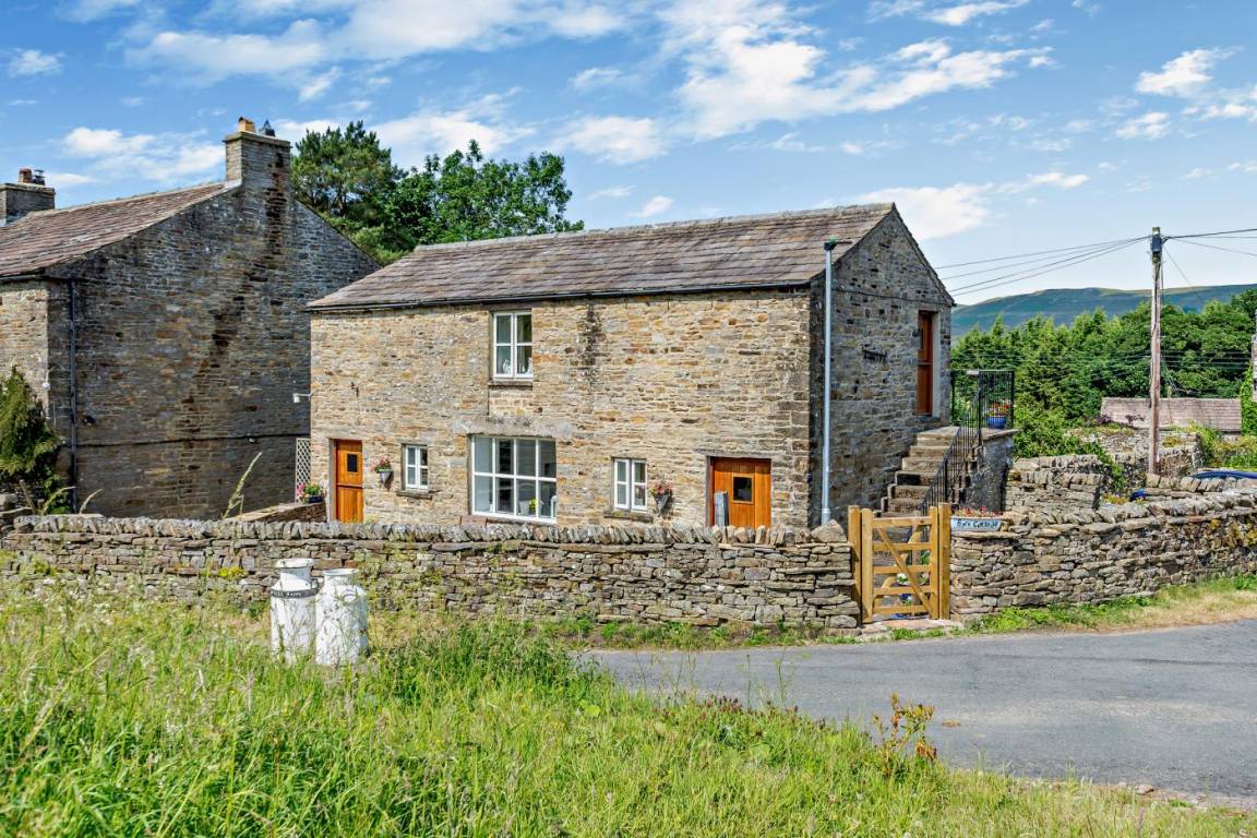 Cottage ∙ 2 Bedrooms ∙ 4 Guests - Askrigg