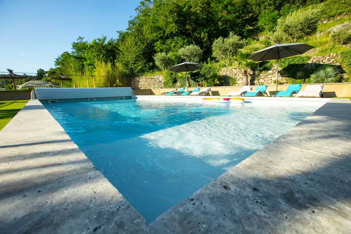 80 M² Casa Vacanza ∙ 2 Camere Da Letto ∙ 6 Ospiti - Joyeuse