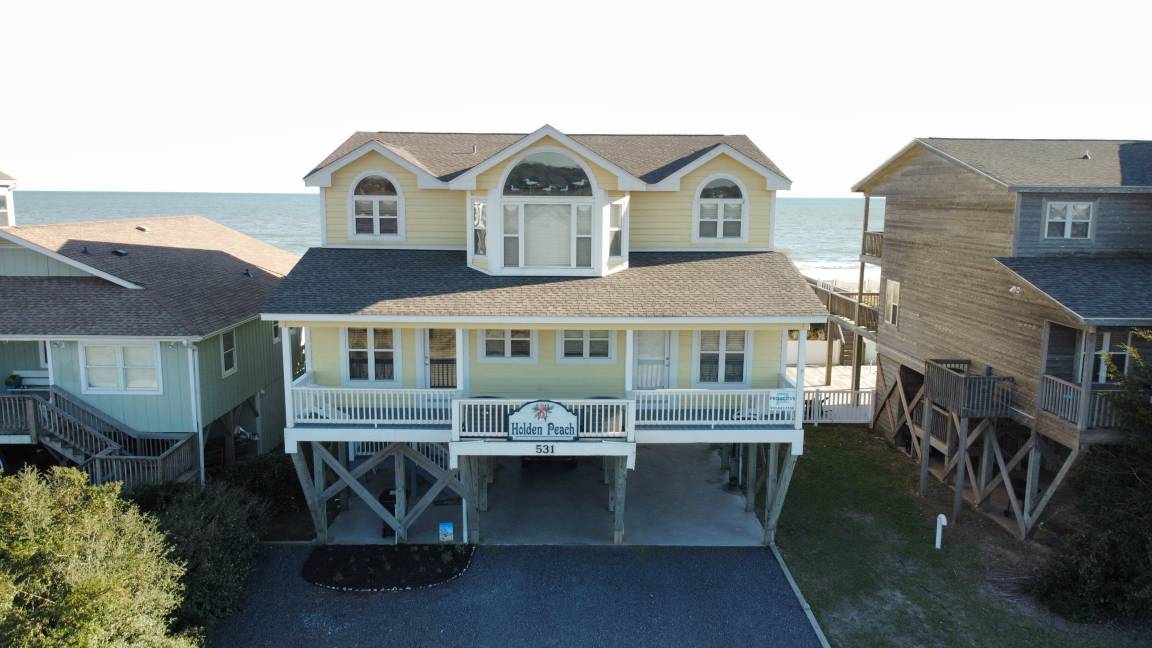 240 M² House ∙ 4 Bedrooms ∙ 10 Guests - Holden Beach, NC