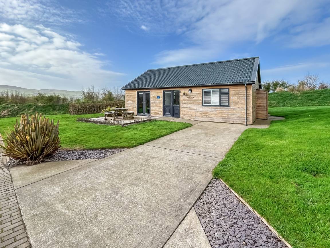 Cottage ∙ 2 Bedrooms ∙ 4 Guests - Isle of Man