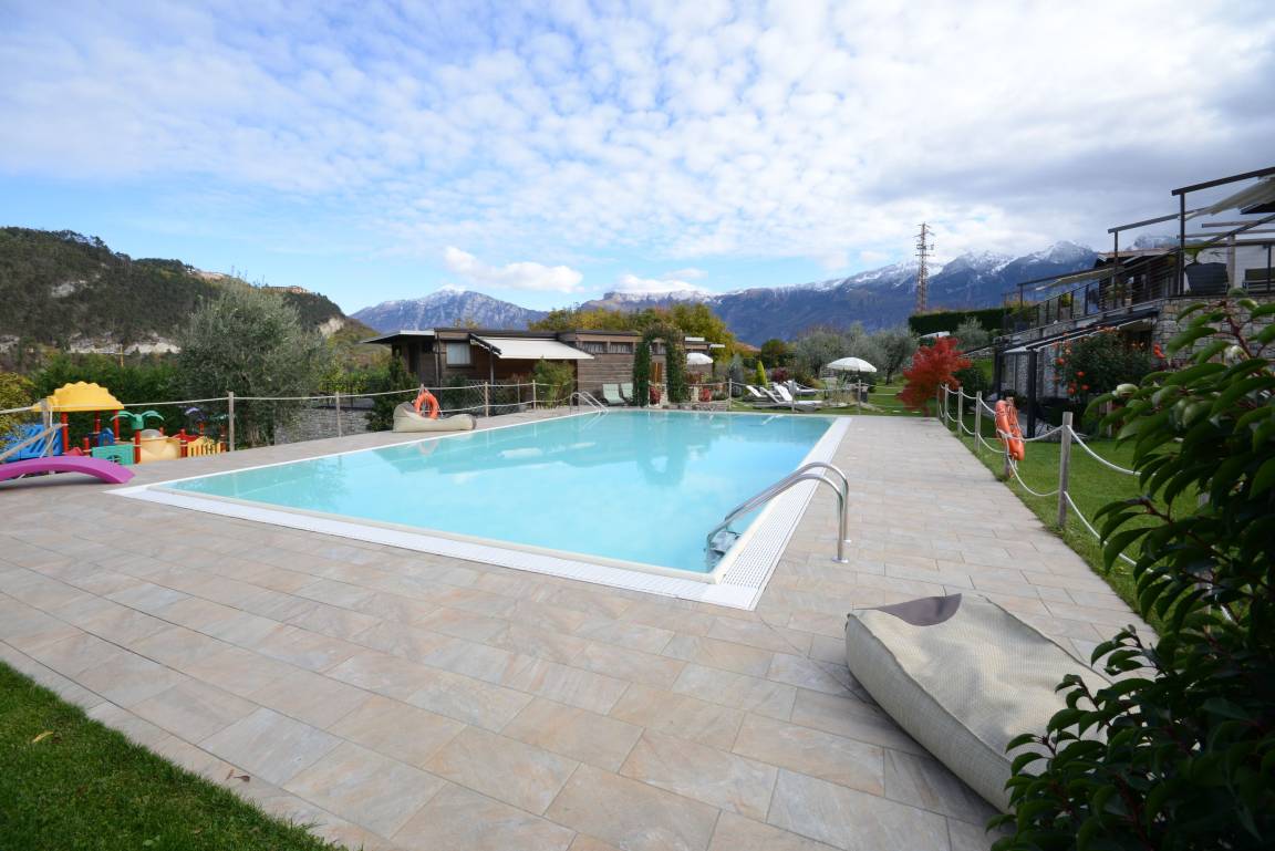 56 M² Ferienwohnung ∙ 2 Schlafzimmer ∙ 5 Gäste - Limone Sul Garda