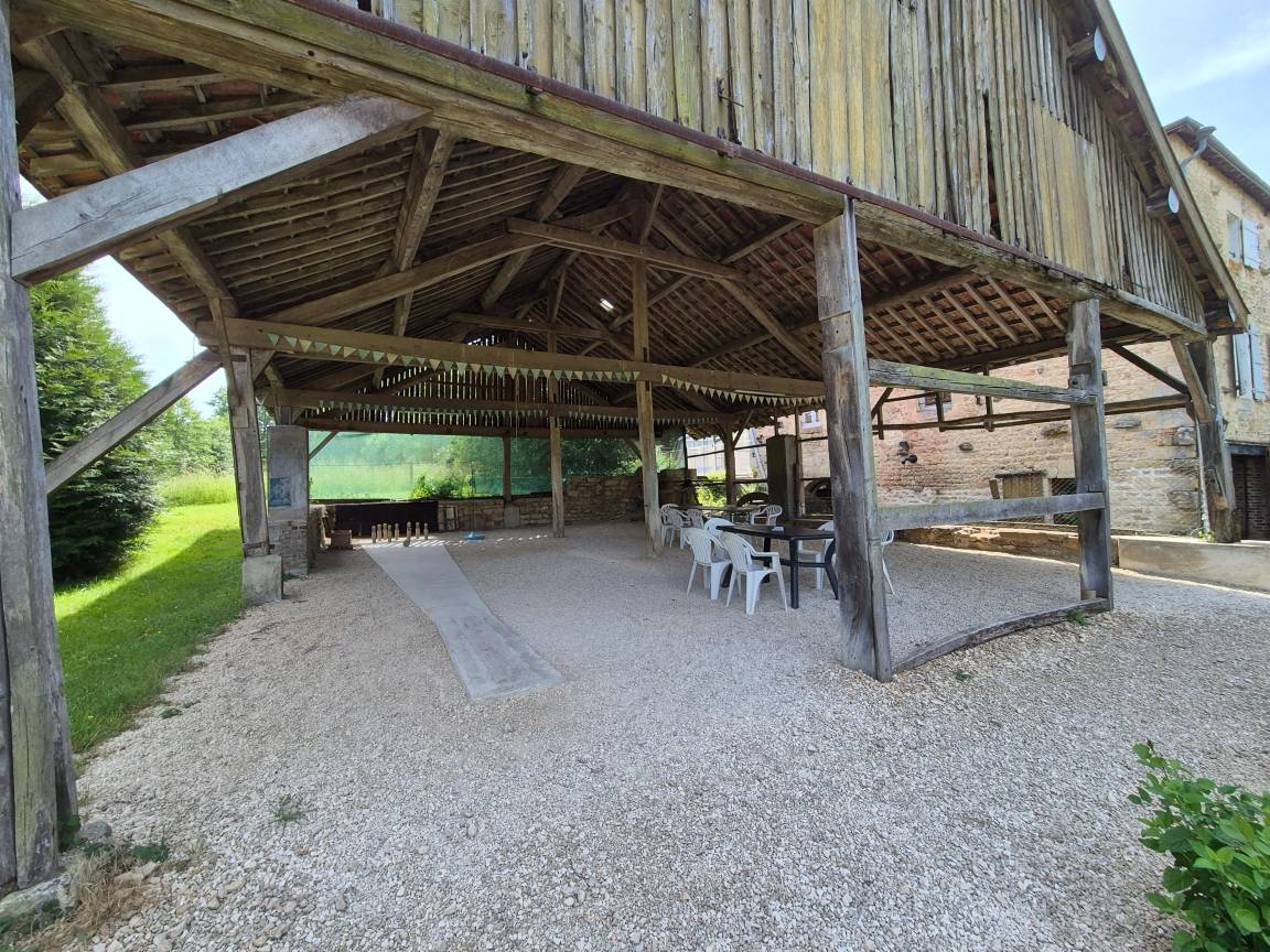 400 M² Mökki ∙ 9 Makuuhuonetta ∙ 26 Vierasta - Ardennes