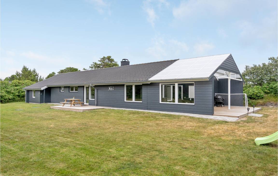 145 M² Ferienhaus ∙ 4 Schlafzimmer ∙ 8 Gäste - Blåvand