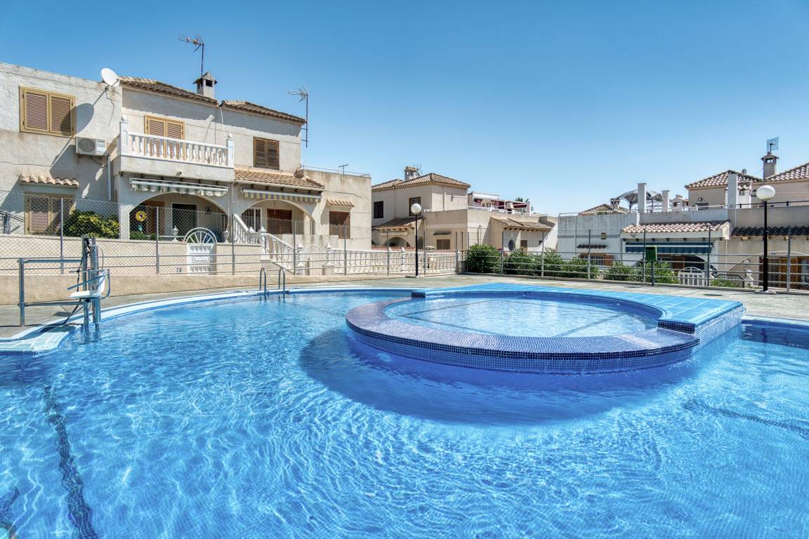 55 M² Villa ∙ 2 Bedrooms ∙ 6 Guests - La Zenia