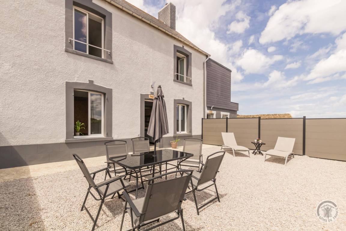 82 M² Gîte ∙ 2 Chambres ∙ 4 Personnes - Ravenoville