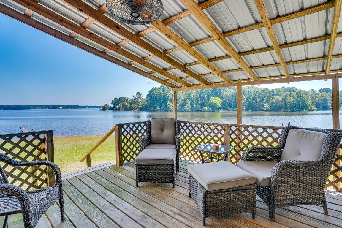 230 M² House ∙ 4 Bedrooms ∙ 12 Guests - Louisiana