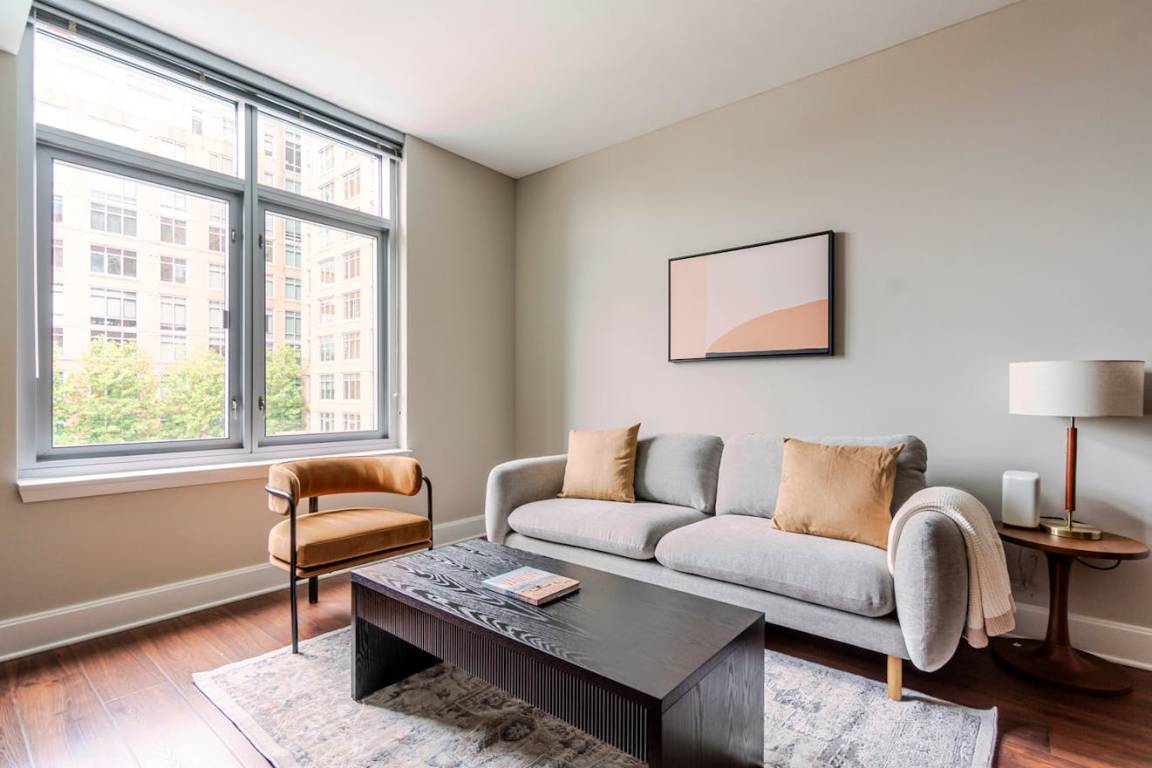 109 M² Apartment ∙ 2 Bedrooms ∙ 4 Guests - Reston, VA