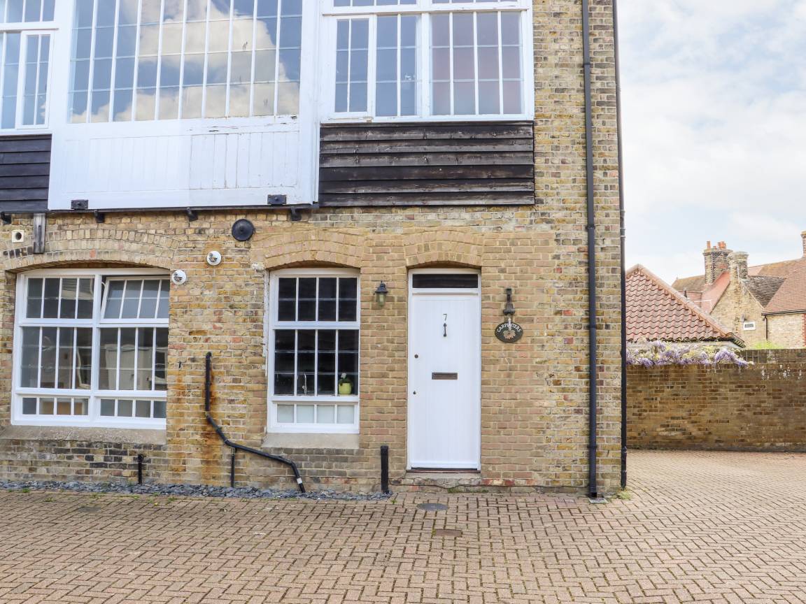 Cottage ∙ 3 Bedrooms ∙ 6 Guests - Kent