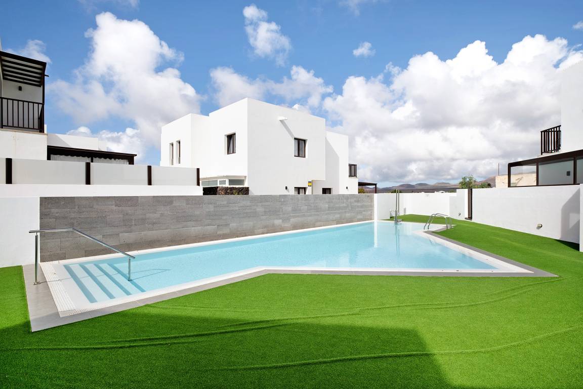 130 M² Villa ∙ 2 Bedrooms ∙ 5 Guests - Lanzarote