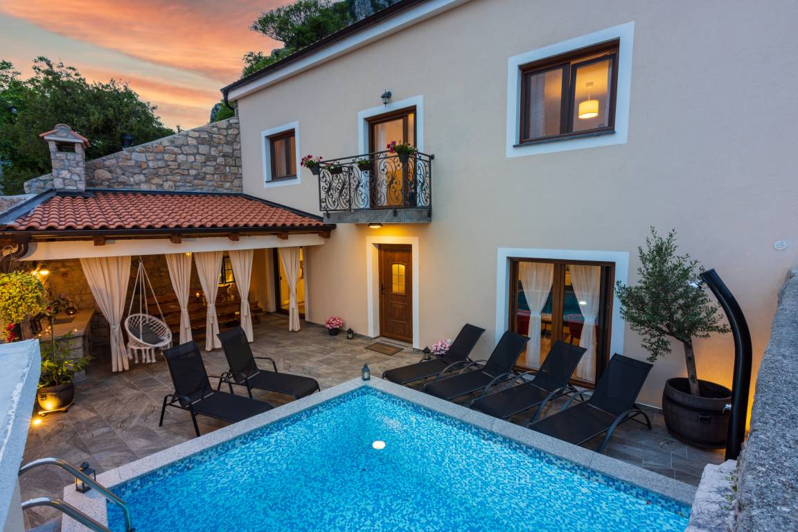 127 M² Casa ∙ 3 Habitaciones ∙ 6 Huéspedes - Crikvenica