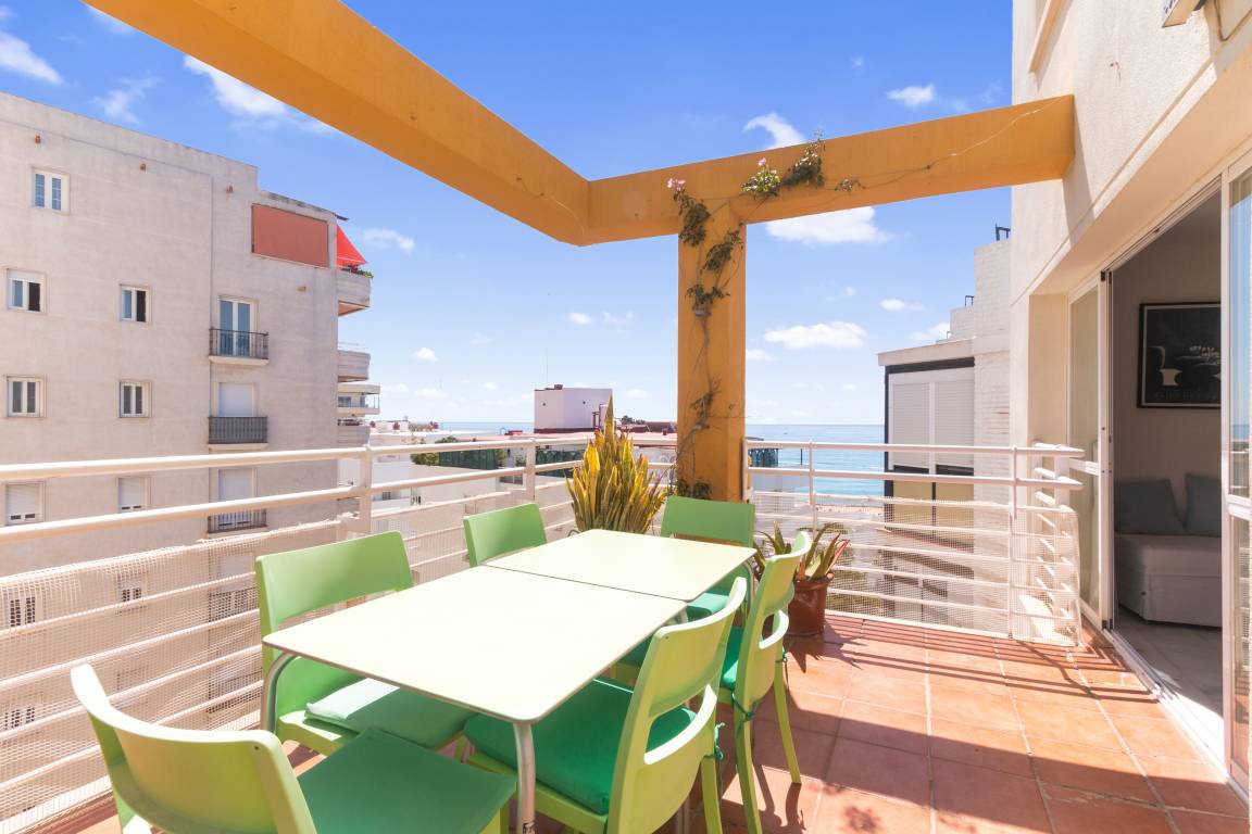 100 M² Apartamento ∙ 3 Habitaciones ∙ 6 Huéspedes - Marbella