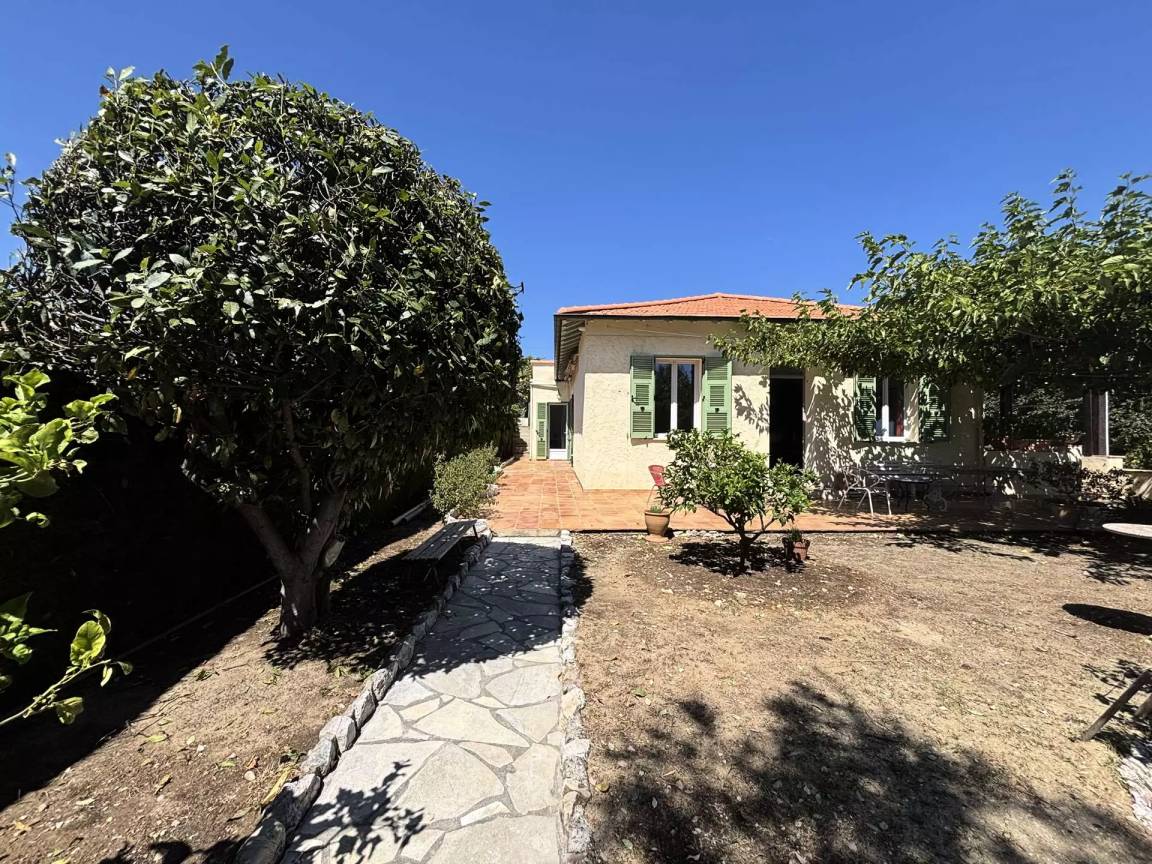 103 M² Huis ∙ 3 Slaapkamers ∙ 5 Gasten - Cagnes-sur-Mer