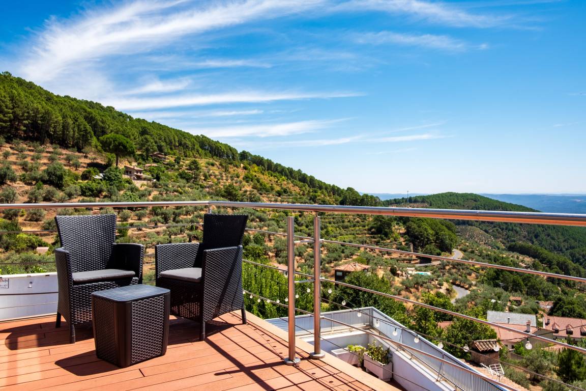 440 M² Casa ∙ 5 Habitaciones ∙ 16 Huéspedes - Arenas de San Pedro