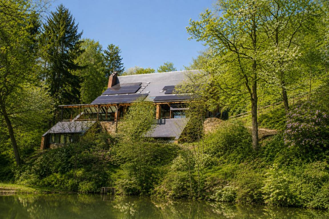 600 M² Maison De Vacances ∙ 4 Chambres ∙ 55 Personnes - Dinant