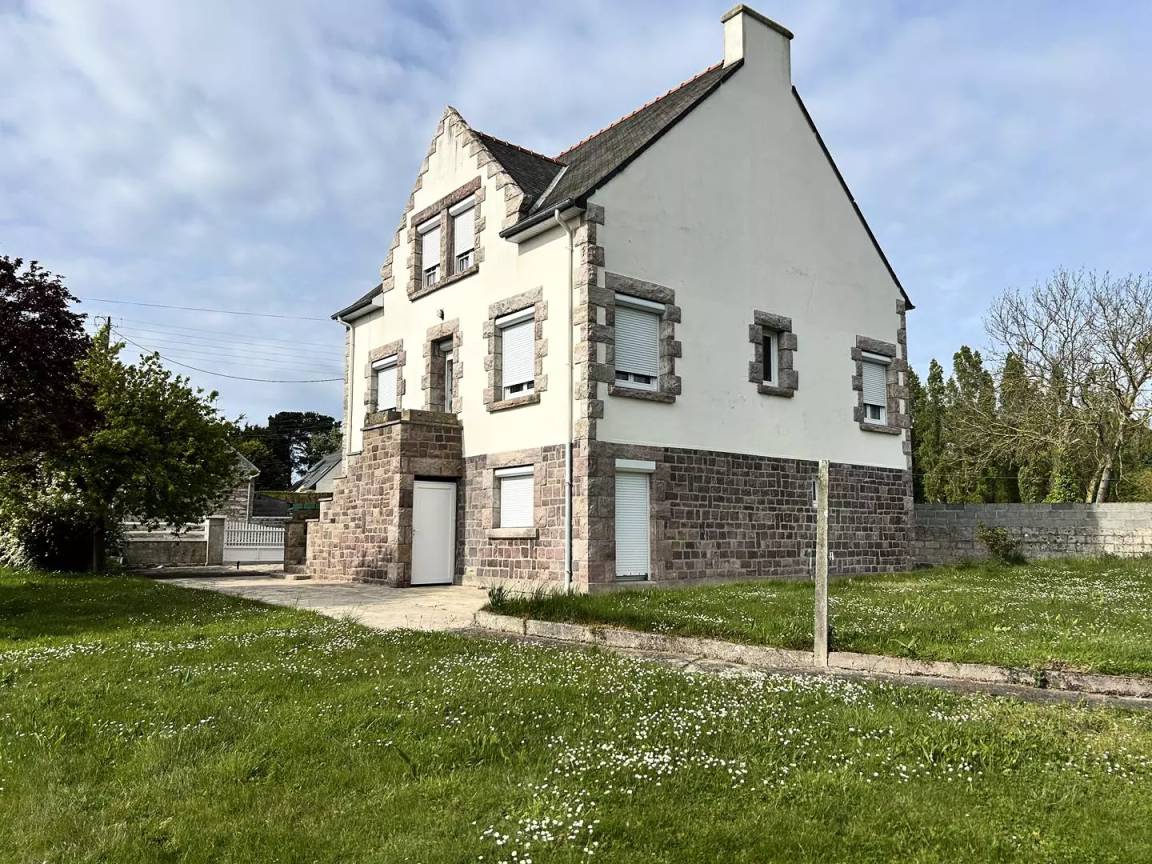 65 M² Huis ∙ 2 Slaapkamers ∙ 4 Gasten - Erquy