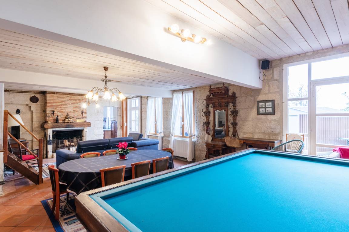 250 M² Maison De Vacances ∙ 5 Chambres ∙ 11 Personnes - Aisne