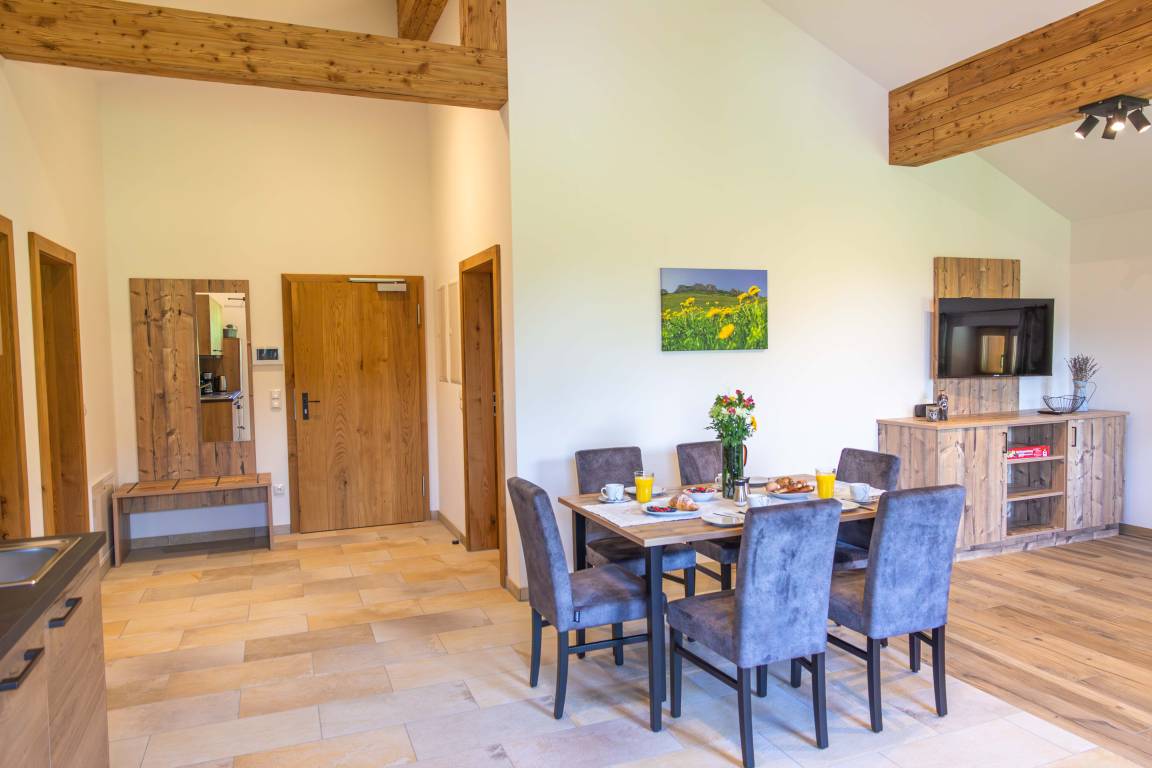 69 M² Apartamento ∙ 2 Habitaciones ∙ 6 Huéspedes - Bernau am Chiemsee