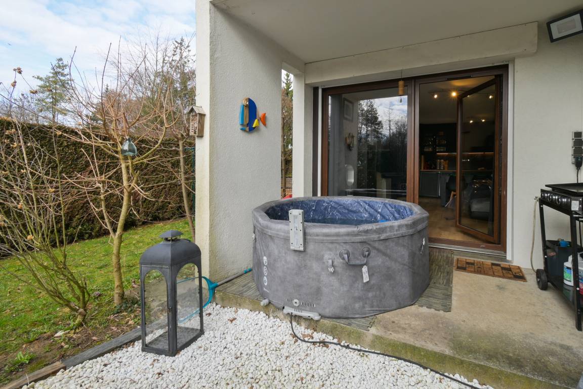 70 M² Appartement ∙ 2 Chambres ∙ 7 Personnes - Rumilly
