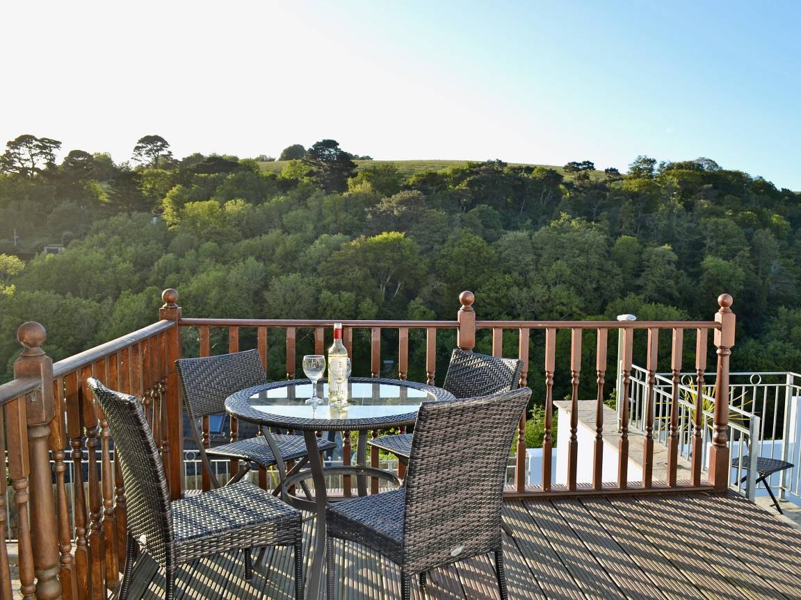 Cottage ∙ 3 Bedrooms ∙ 6 Guests - Dartmouth