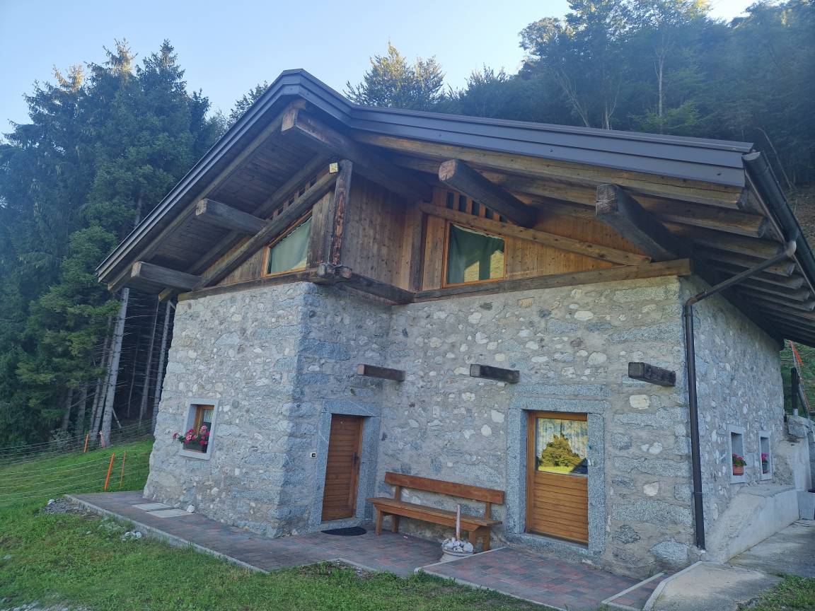107 M² Hütte ∙ 1 Schlafzimmer ∙ 8 Gäste - Gardasee