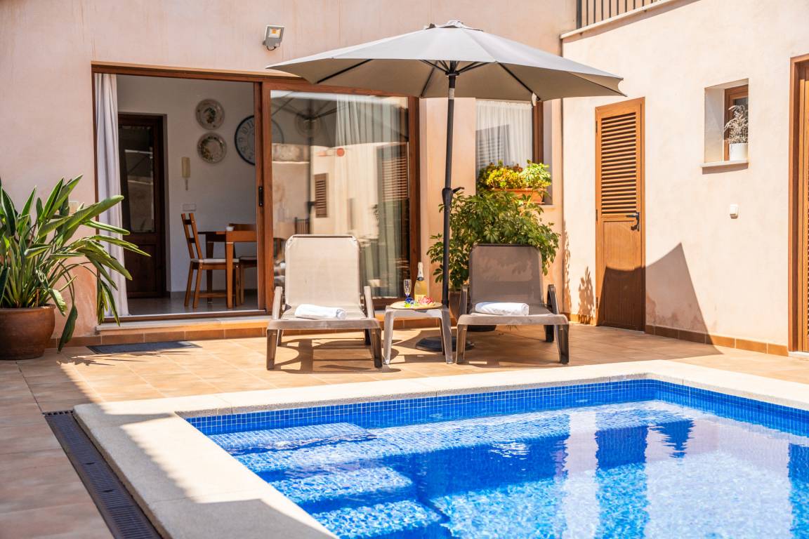 290 M² Ferienhaus ∙ 5 Schlafzimmer ∙ 10 Gäste - Sa Pobla