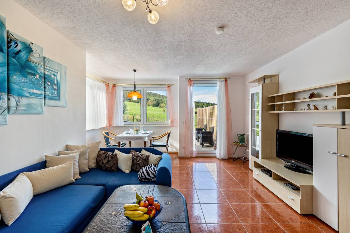 60 M² Ferienwohnung ∙ 1 Schlafzimmer ∙ 2 Gäste - Hechingen
