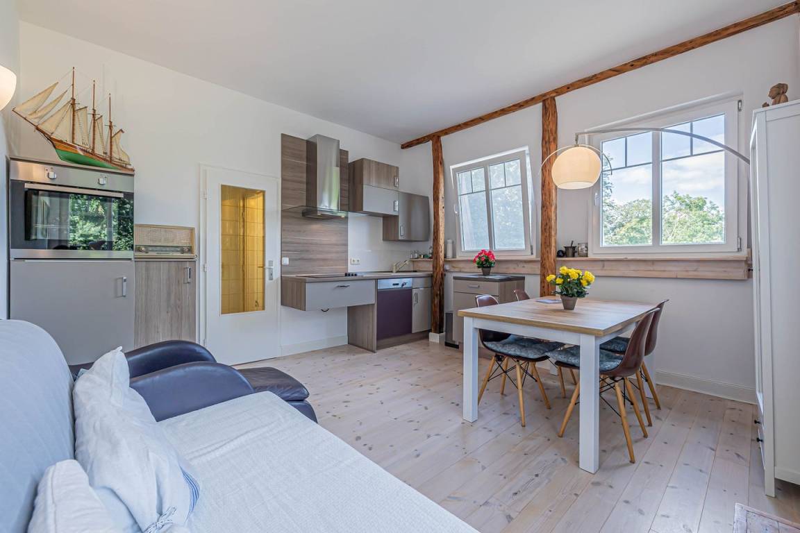 43 M² Ferienwohnung ∙ 1 Schlafzimmer ∙ 2 Gäste - Westerholz