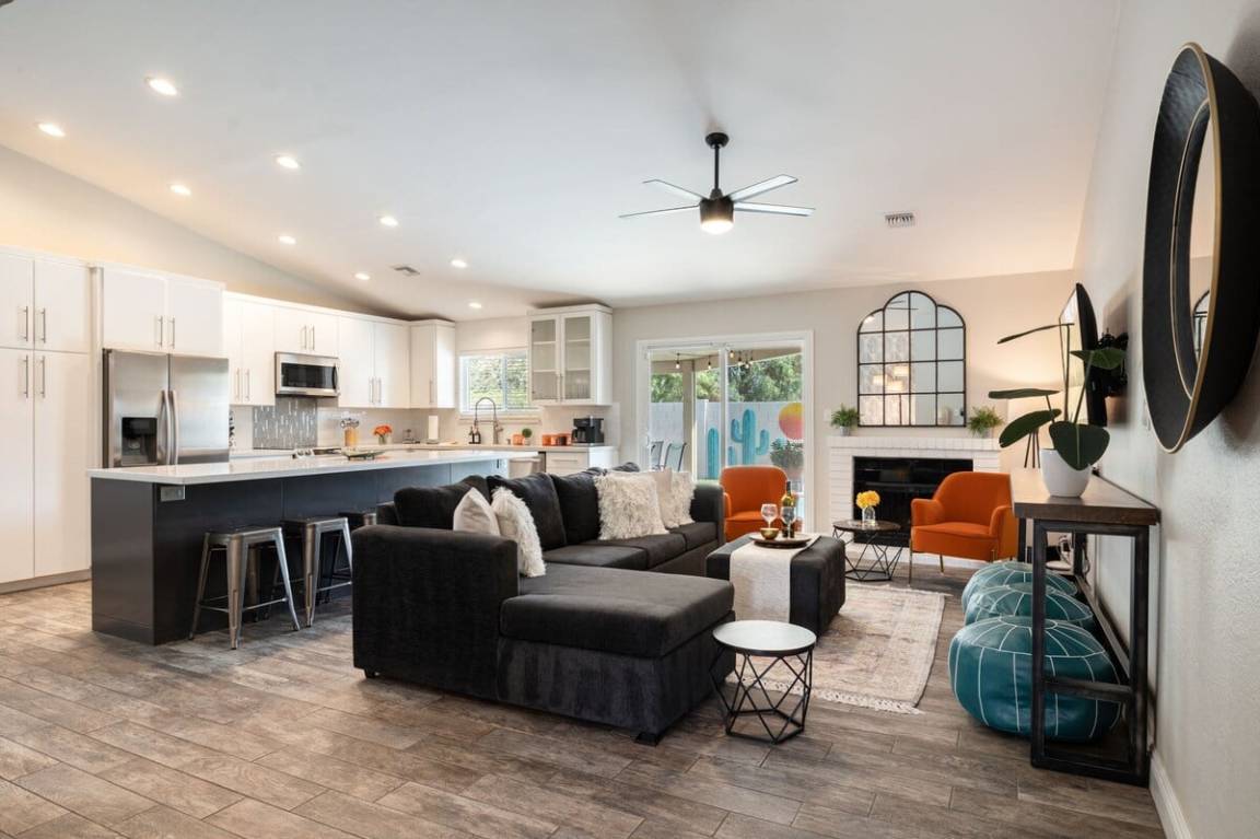 121 M² House ∙ 4 Bedrooms ∙ 12 Guests - Phoenix, AZ