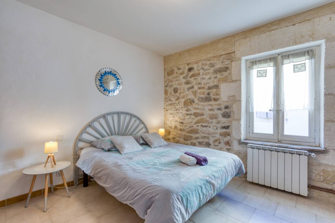 90 M² Maison De Vacances ∙ 4 Chambres ∙ 7 Personnes - Lunel