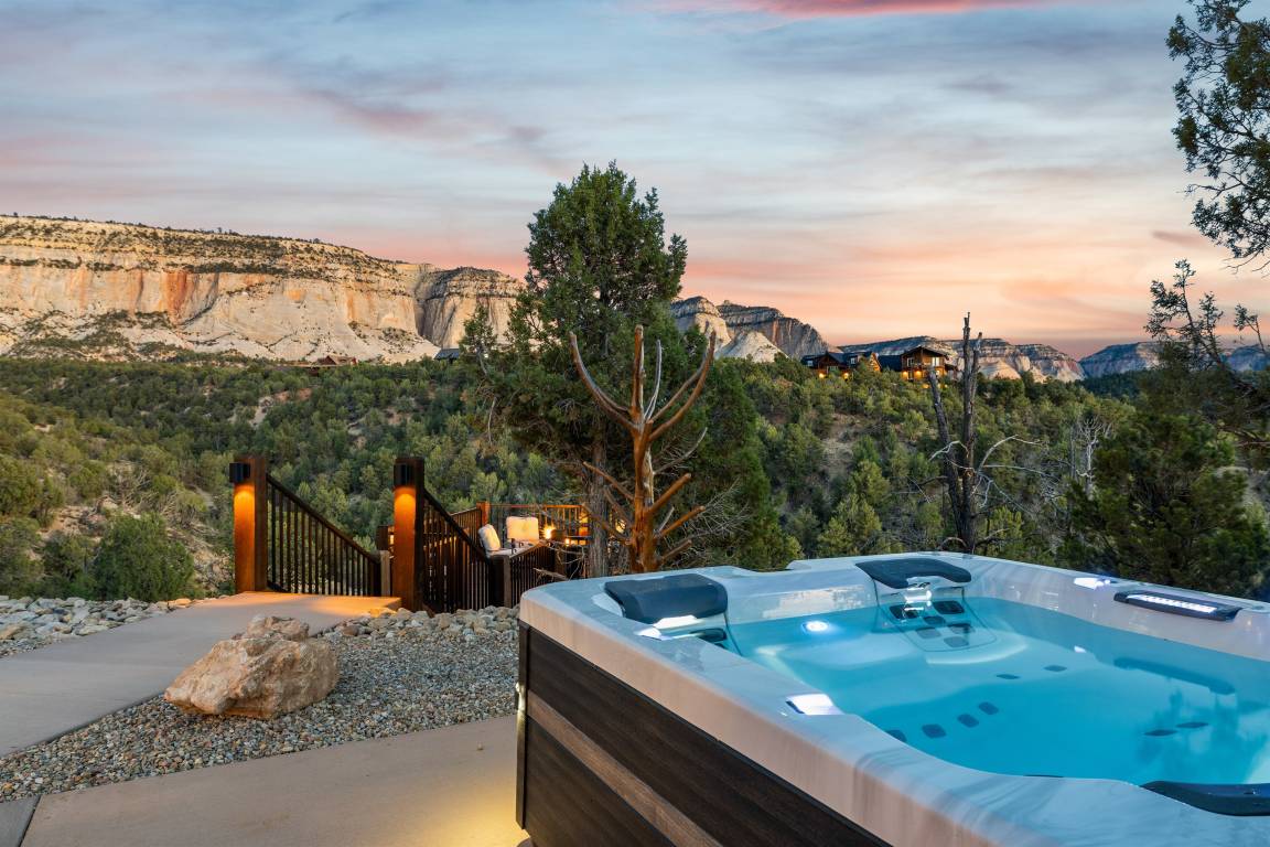 284 M² Cabin ∙ 5 Bedrooms ∙ 10 Guests - Utah