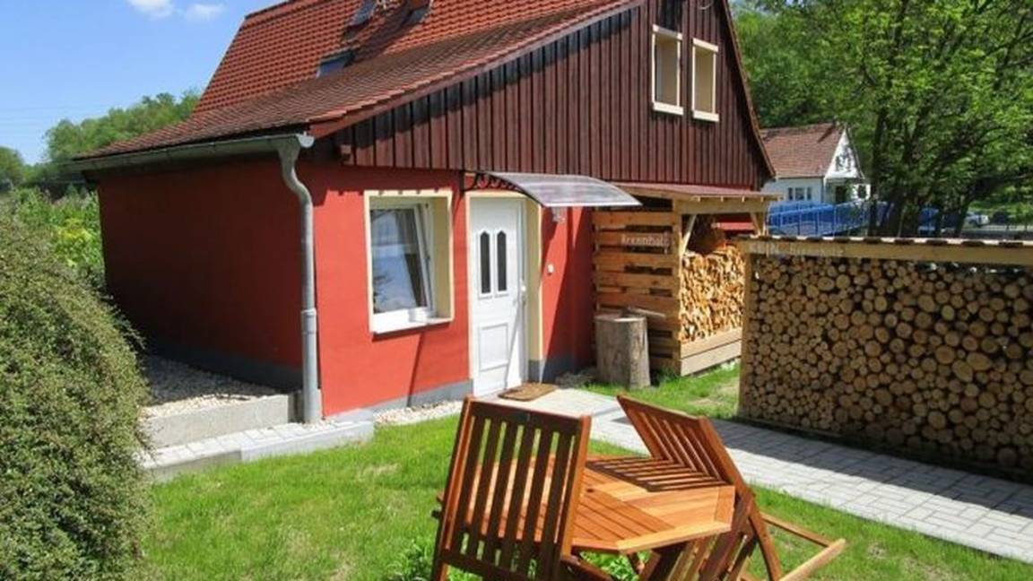 70 M² Ferienhaus ∙ 2 Schlafzimmer ∙ 4 Gäste - Oybin