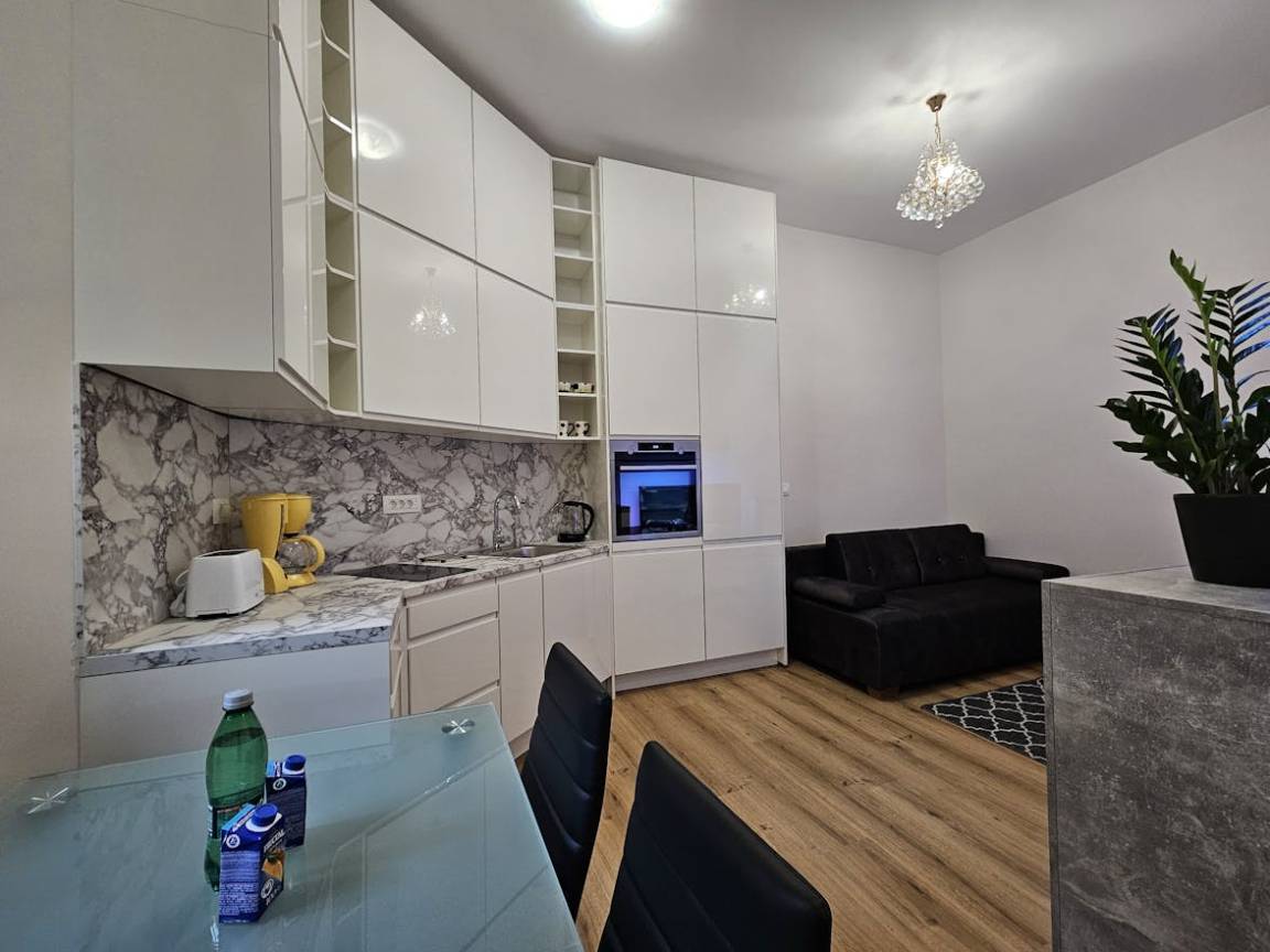 33 M² Apartamento ∙ 2 Huéspedes - Liubliana