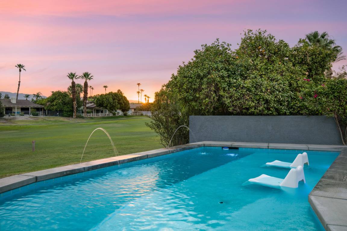 176 M² House ∙ 3 Bedrooms ∙ 8 Guests - La Quinta, CA