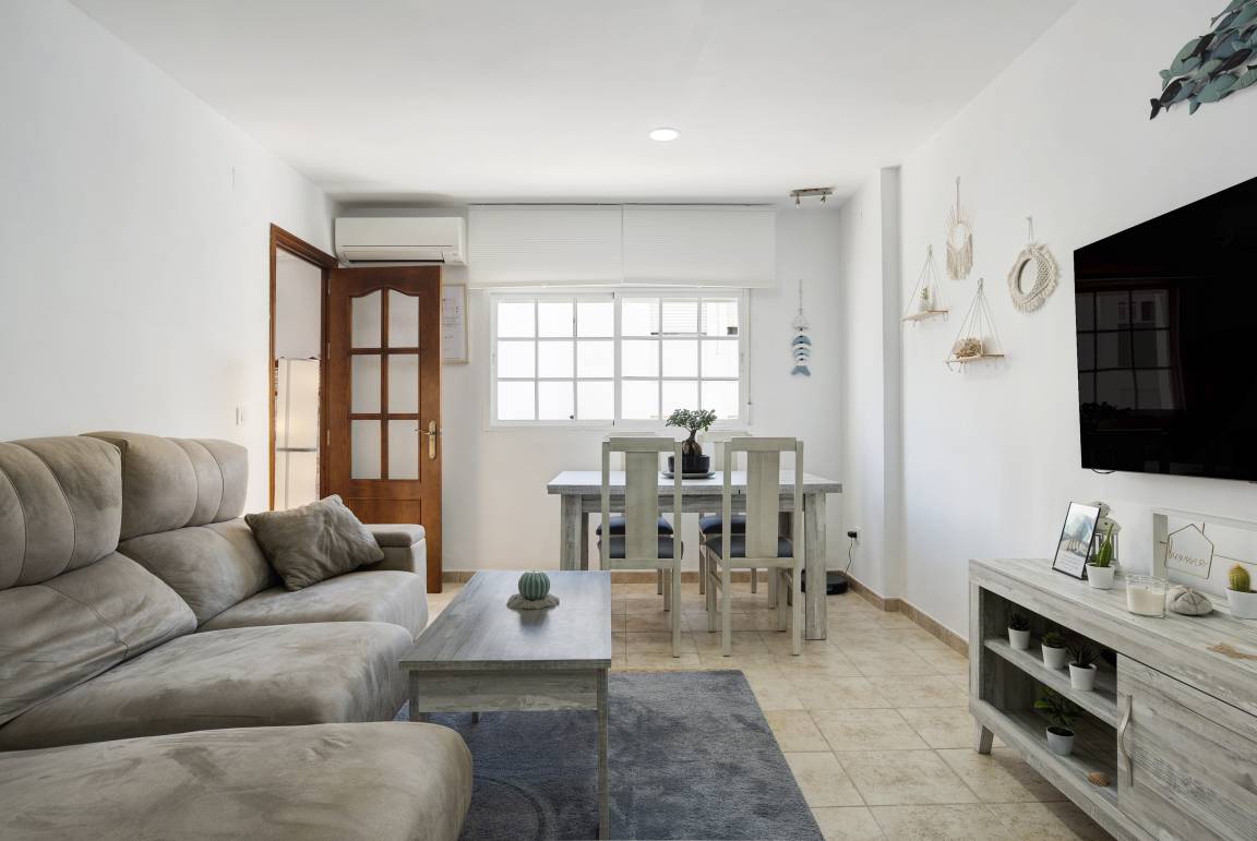80 M² Appartement ∙ 3 Slaapkamers ∙ 6 Gasten - Zahara de los Atunes