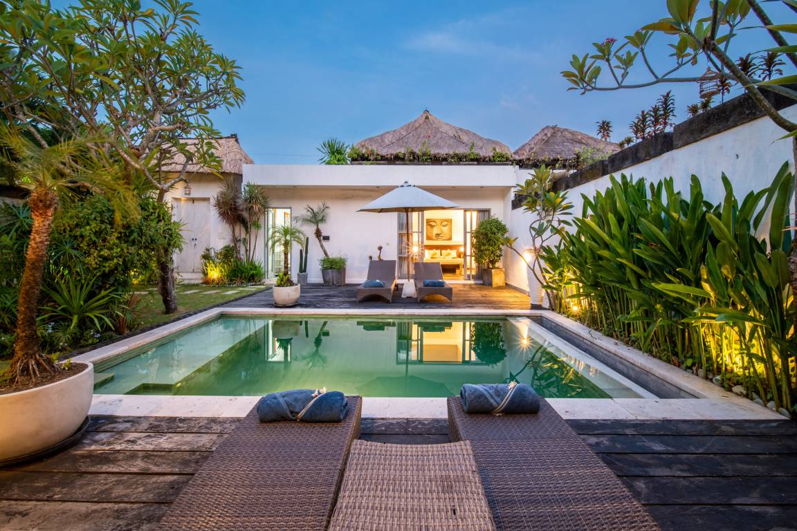 130 M² Villa ∙ 2 Bedrooms ∙ 5 Guests - Seminyak