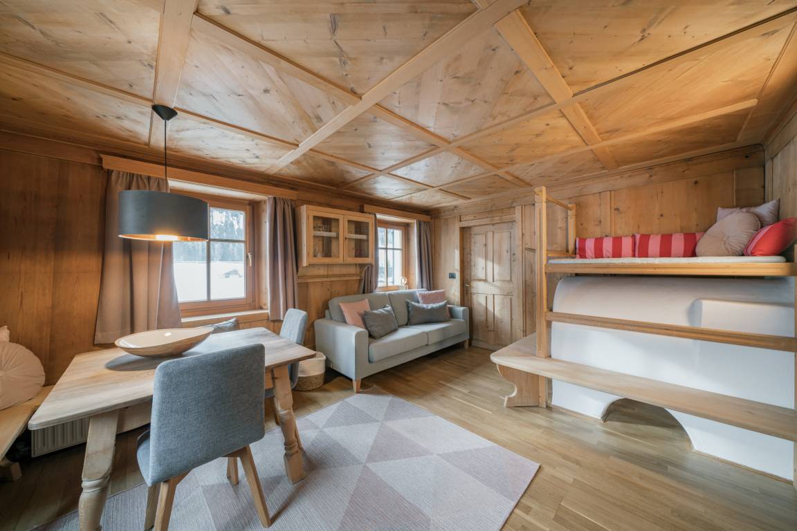 80 M² Apartment ∙ 2 Bedrooms ∙ 4 Guests - Val Gardena