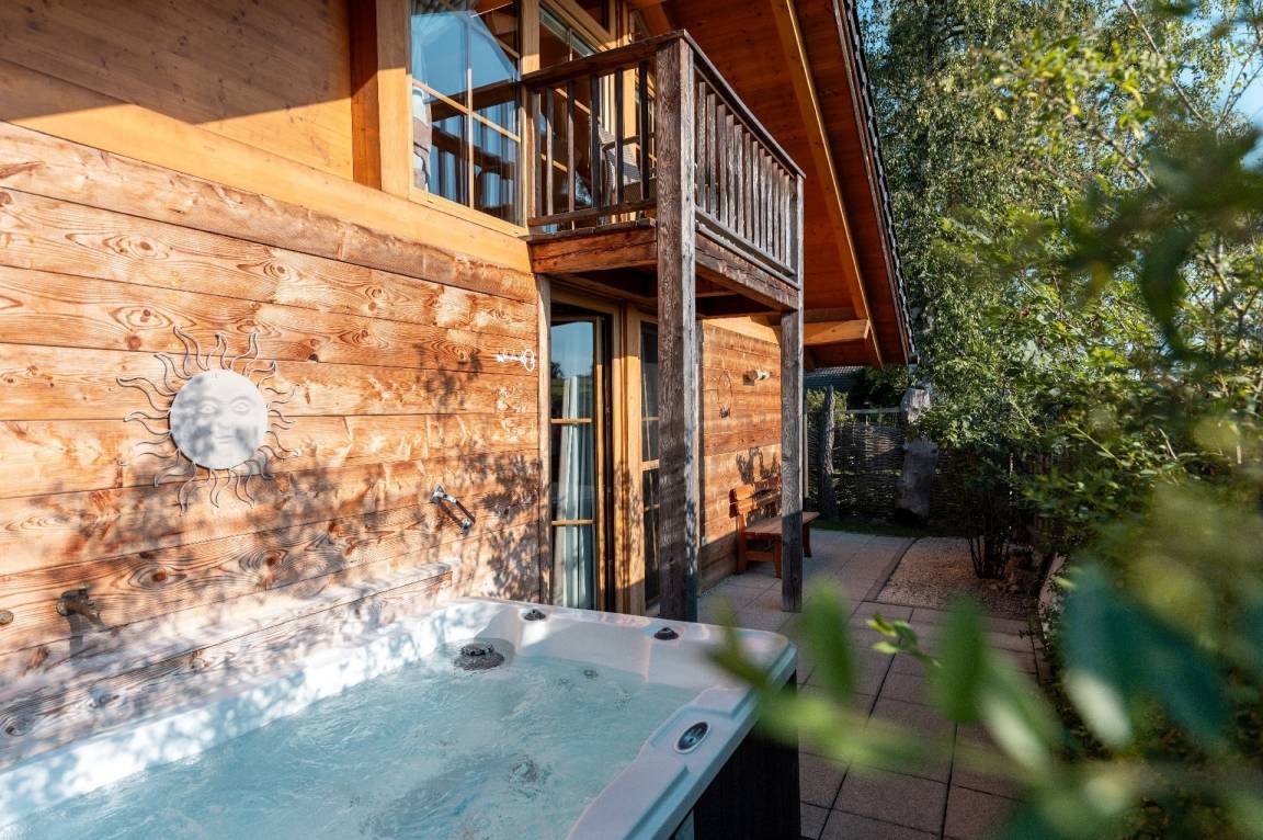 120 M² Ferienhaus ∙ 2 Schlafzimmer ∙ 6 Gäste - Piding