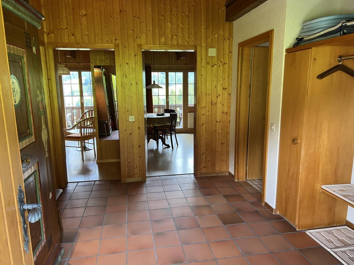 73 M² Ferienwohnung ∙ 2 Schlafzimmer ∙ 4 Gäste - Frutigen